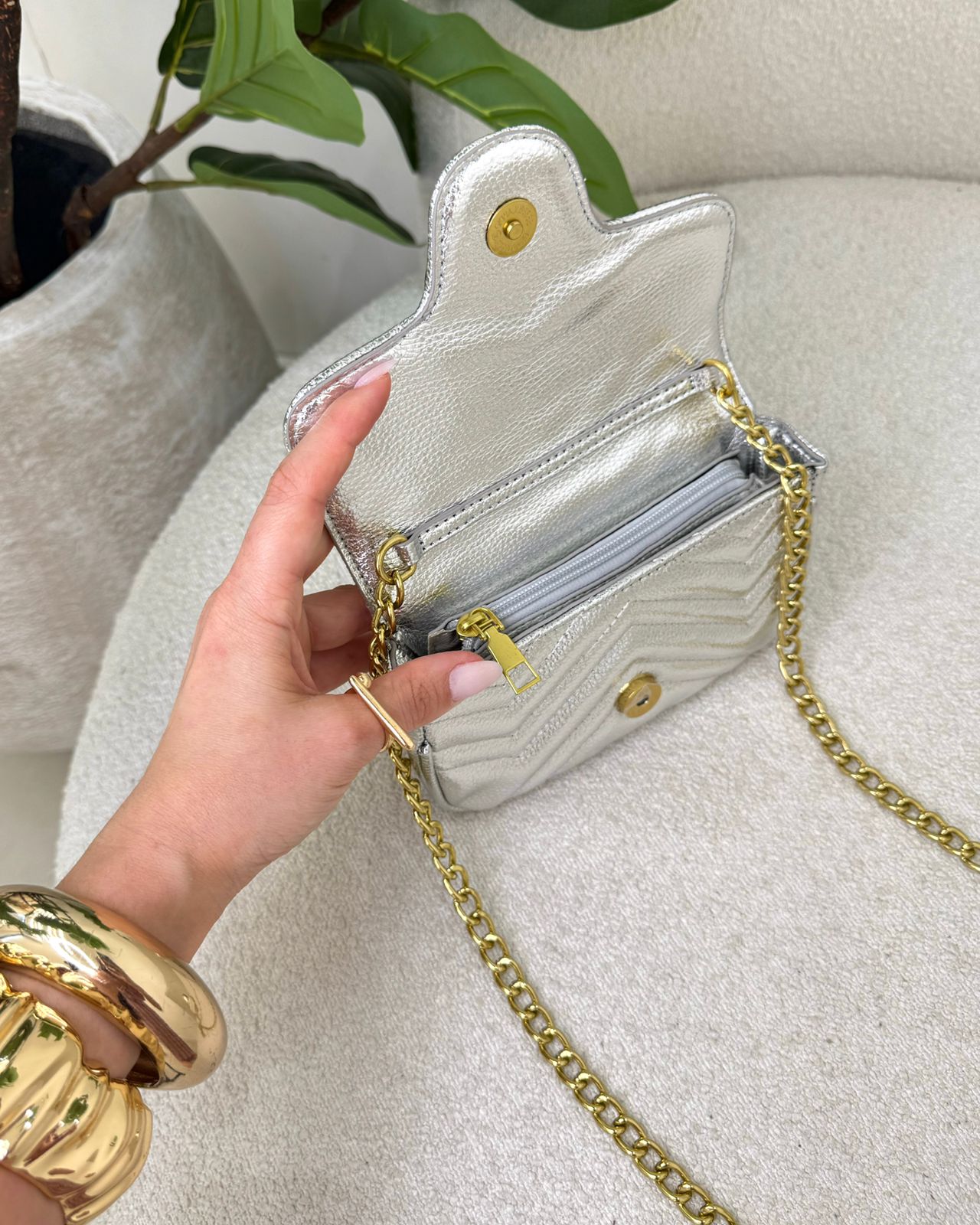 Bolsa Mania Essenza Prata 120207 – Mania de Vestir